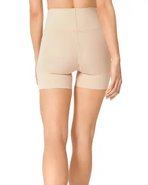 ITEM M6 Midi Shape Shorts - Apricot