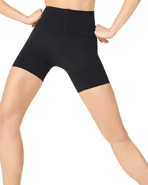 ITEM M6 Midi Shape Shorts - Black