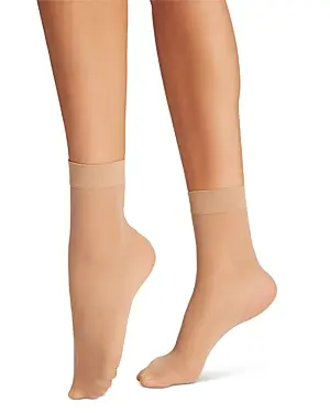 Wolford Individual 10 Ankle Socks Fairly Light