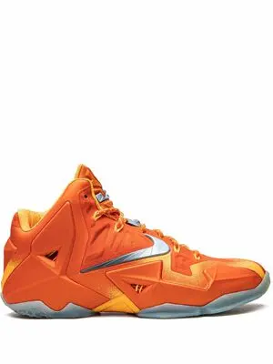 Nike Lebron Preheat Sneakers