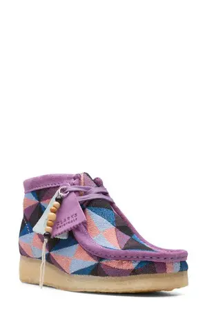 Clarks Clarks(r) Wallabee Chukka Boot Purple Combi