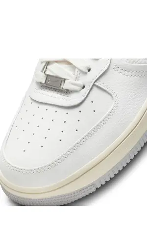 Nike Air Force 1 High Sculpt Sneaker