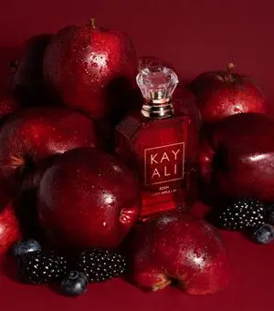 HUDA BEAUTY Kayali Eden Juicy Apple Eau De Parfum