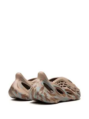 ADIDAS X YEEZY Yeezy Foam Runner Sneakers - Neutrals