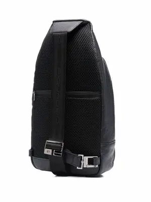 PIQUADRO Debossed-logo Sling Bag