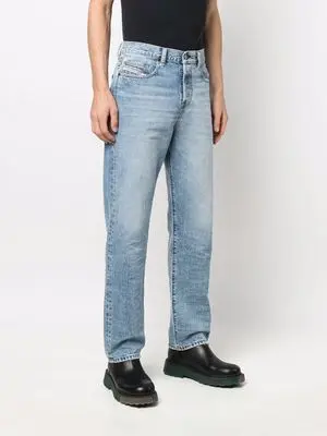 DIESEL® D-viker Straight-leg Jeans