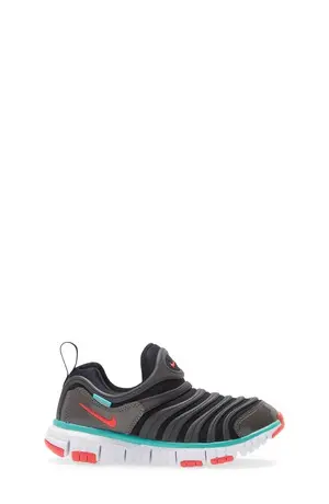 Nike Dynamo Free Sneaker