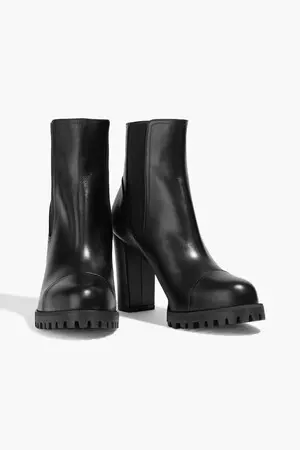 STUART WEITZMAN Wenda Leather Ankle Boots