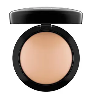 MAC COSMETICS Mineralize Skinfinish Natural - Nude