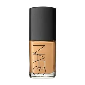 NARS Sheer Glow Foundation Vanuatu M3.5 Aruba M6
