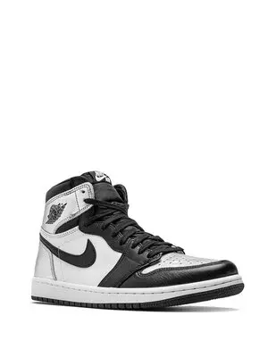 JORDAN Air 1 Retro High Og Sneakers - Black