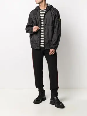 Stone Island Logo-patch Zip-up Windbreaker - Black