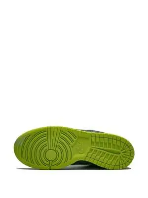 Nike X Concepts Sb Dunk Low Pro Og Qs Lobster Sneakers - Green