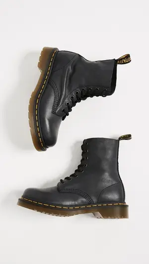 Dr. Martens 1460 Pascal Virginia Eye Boots