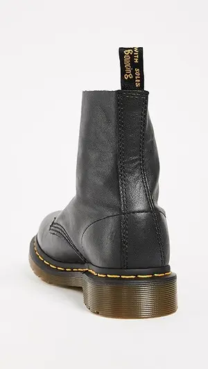 Dr. Martens 1460 Pascal Virginia Eye Boots