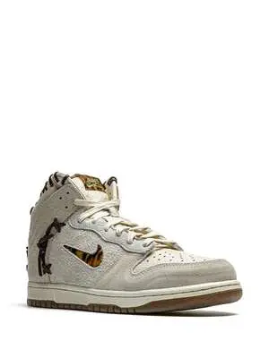 Nike X Bodega Dunk High Sneakers - Neutrals
