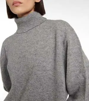 THE ROW Stepny Turtleneck Sweater - Grey