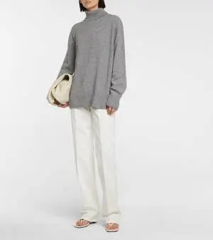 THE ROW Stepny Turtleneck Sweater - Grey