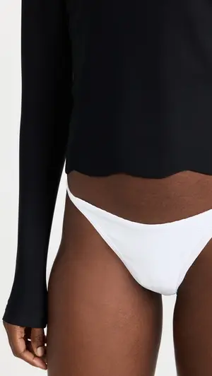 Cover Scallop Swim Tee
