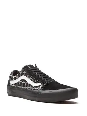 VANS X Supreme Old Skool Pro Grid Sneakers - Black