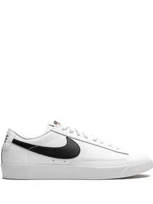 Nike Blazer Low Leather Sneakers - White