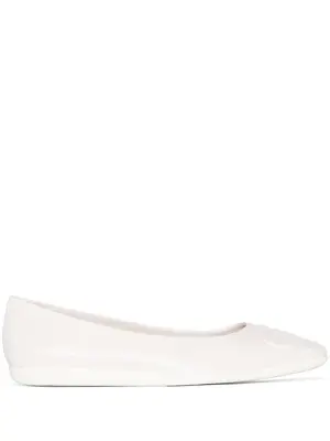 FERRAGAMO Gancini Ballet Flats
