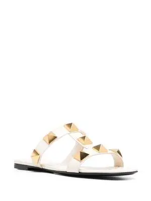 Valentino Garavani Roman Stud Flat Sandals - Neutrals
