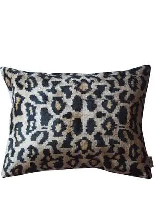 LES-OTTOMANS Jacquard Silk Velvet-blend Pillow