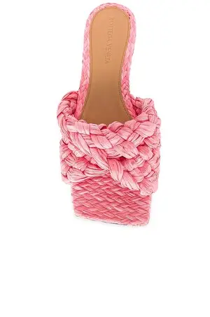 Bottega Veneta Raffia Stretch Flat Mules - Blossom