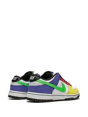 Nike Dunk Low Sneakers