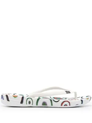 10 CORSO COMO X Fitflop Iqushion Flip-flops - White