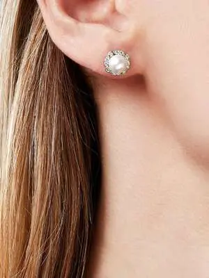 Yoko London 18kt Yellow Pearl And Diamond Stud Earrings - Gold