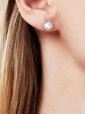Yoko London 18kt White Gold Freshwater Pearl And Diamond Stud Earrings - Silver
