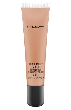 MAC COSMETICS Mac Studio Sculpt Broad Spectrum Spf 15 Foundation