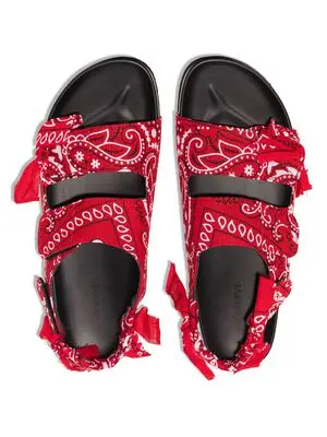ARIZONA LOVE Bandana-print Flat Sandals