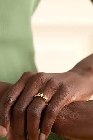 Yvonne Léon 9-karat Ring With Diamond