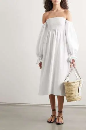 Sleeper - SLEEPER + Net Sustain Atlanta Off-the-shoulder Shirred Linen Midi Dress