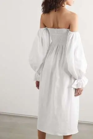 Sleeper - SLEEPER + Net Sustain Atlanta Off-the-shoulder Shirred Linen Midi Dress