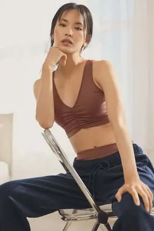 Alo Yoga Wild Thing Bra Chestnut