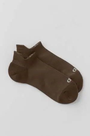 Alo Yoga Performance Tab Socks - Espresso