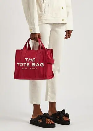 Marc Jacobs The Traveler Small Raspberry Canvas Tote