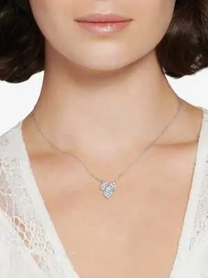 Kwiat 18kt White Gold Diamond Floral Pendant