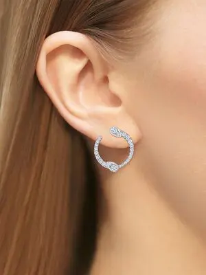 Kwiat 18kt White Gold Diamond Hoop Earrings