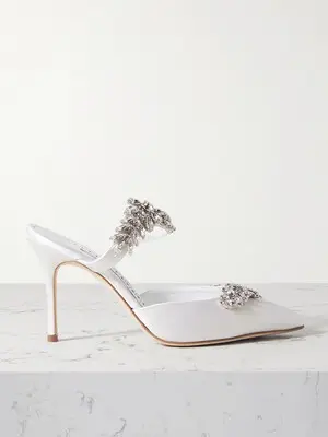 Manolo Blahnik Manolo Blahnik Lurum 90 Crystal-Embellished Satin Mules White