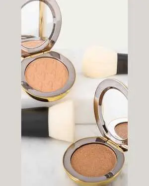 WESTMAN ATELIER Powder Brush - One-color