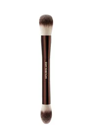 HOURGLASS Ambient Lighting Edit Brush - N/a
