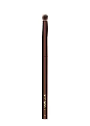 HOURGLASS No.9 Domed Shadow Brush N/a