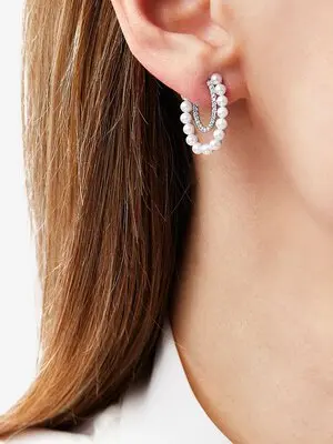 Yoko London 18kt White Gold Sleek Akoya Pearl Diamond Earrings