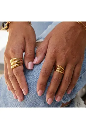 SOKO Fanned Stacked Rings