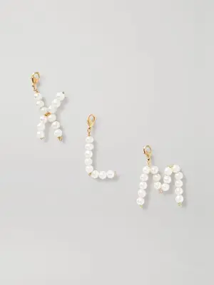 Timeless Pearly Letter Pearl Pendant - Gold